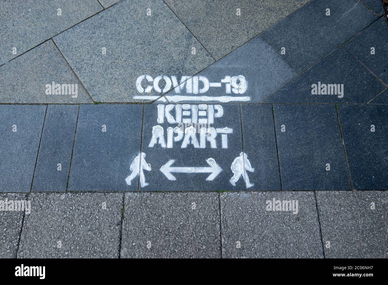 Keep 2 Meters Apart High Resolution Stock Photography and Images - Alamy