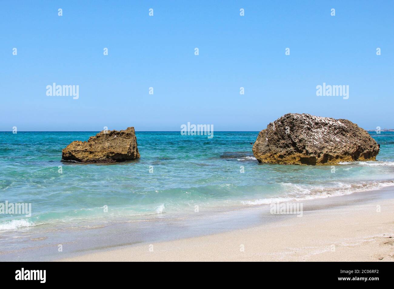 Paradise seascape big blue sky hi-res stock photography and images - Alamy