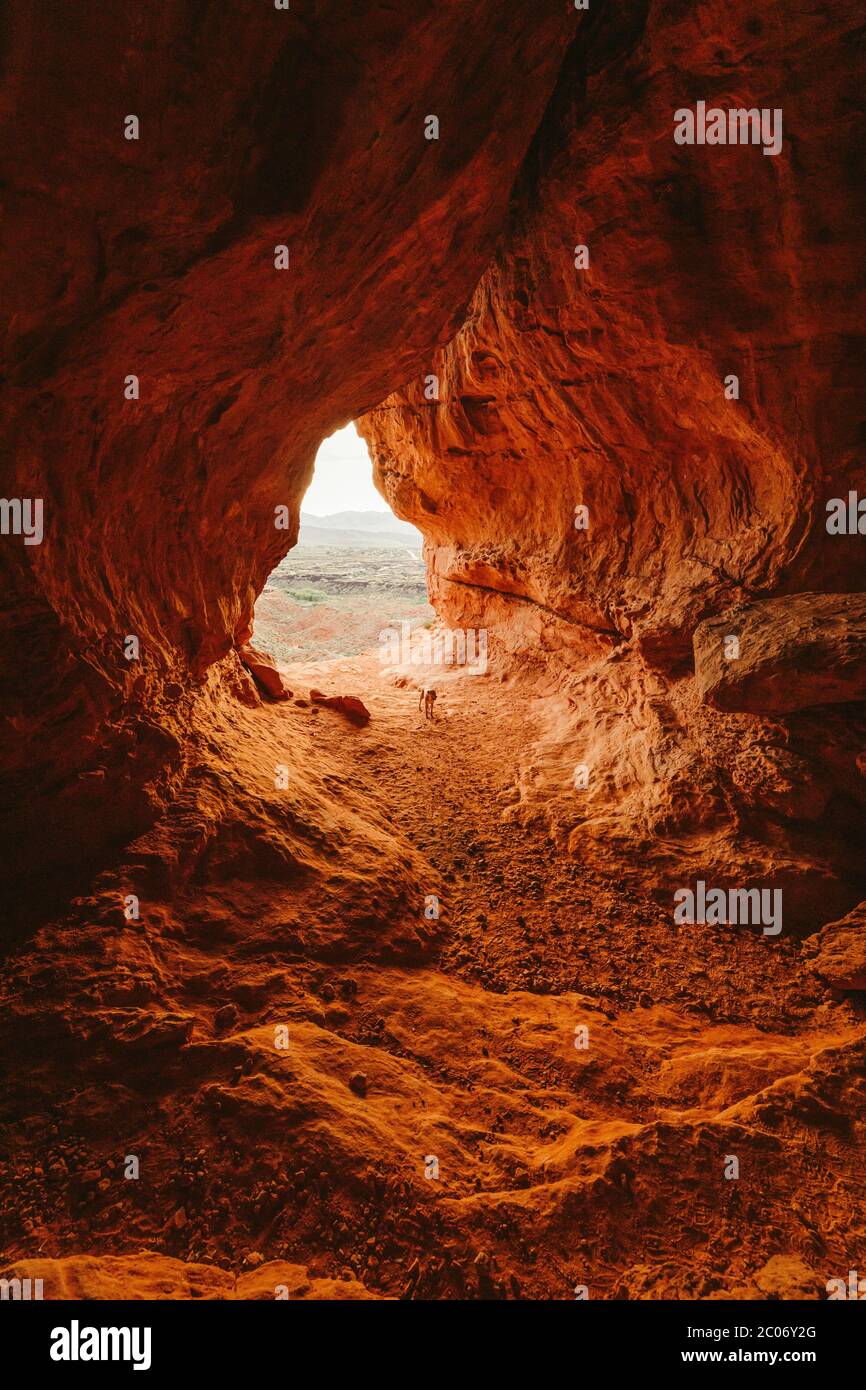 Cave entrance large rocks hi-res stock photography and images - Alamy