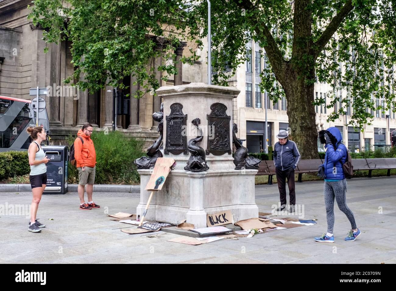 The now vacant plinth of the Edward Colston statue in Bristol Stock ...