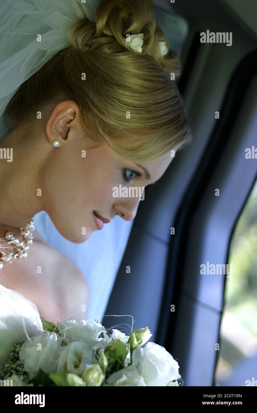 The beautiful bride Stock Photo - Alamy