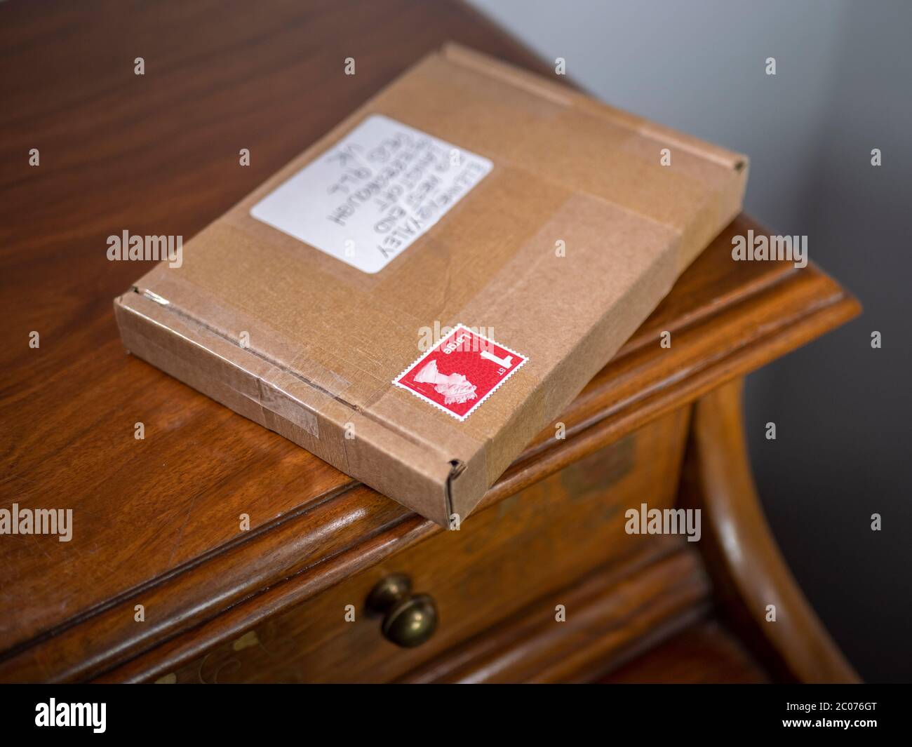 Large letter 1st class stamp hi-res stock photography and images - Alamy