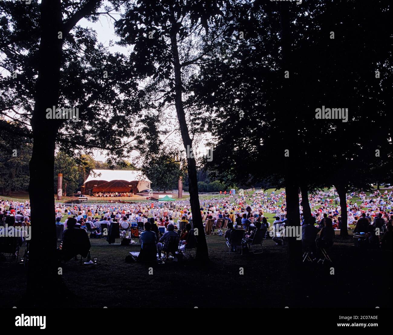 Crystal palace concert platform hi-res stock photography and images - Alamy