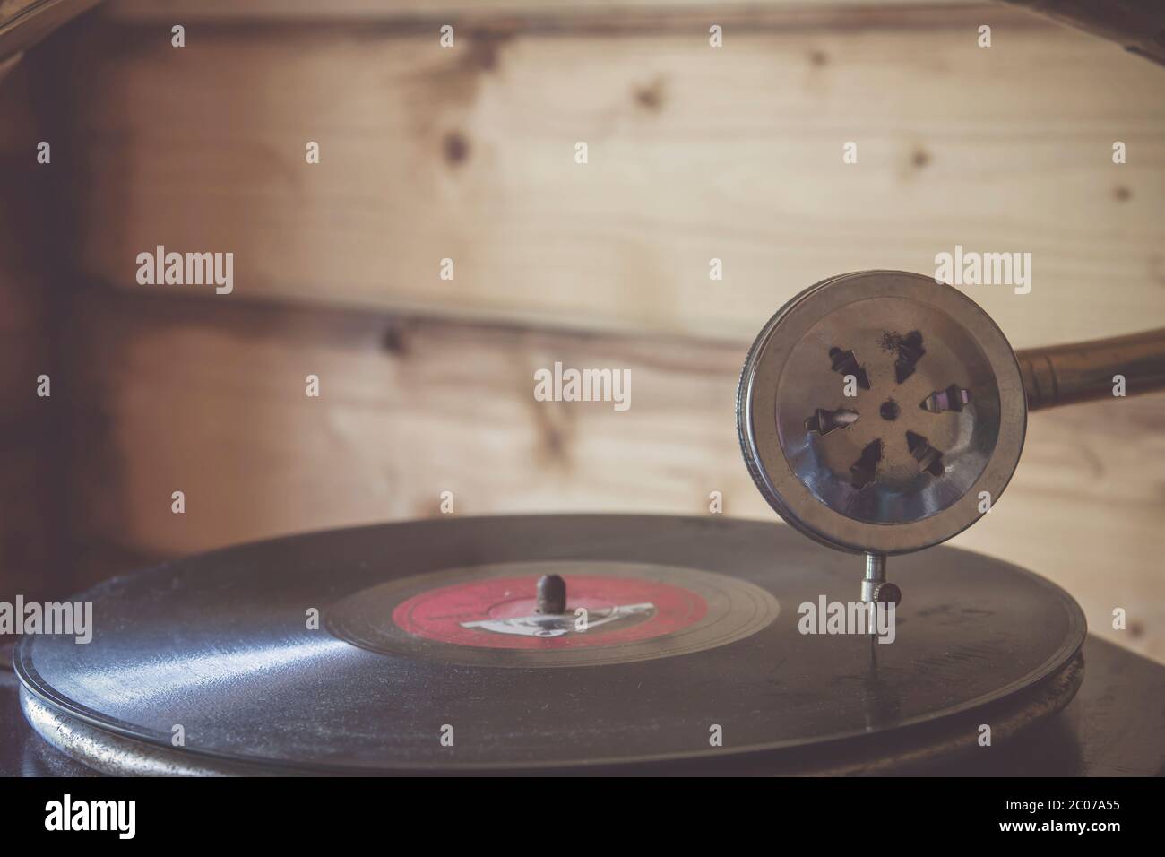 Old vintage gramophone playing an old vinyl disc Stock Photo - Alamy