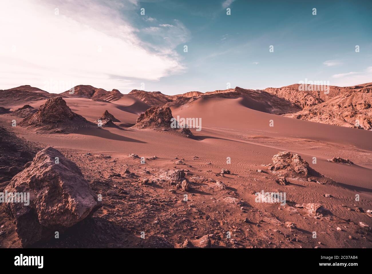 Extreme mars-like arid landscape in Atacama Desert Stock Photo - Alamy