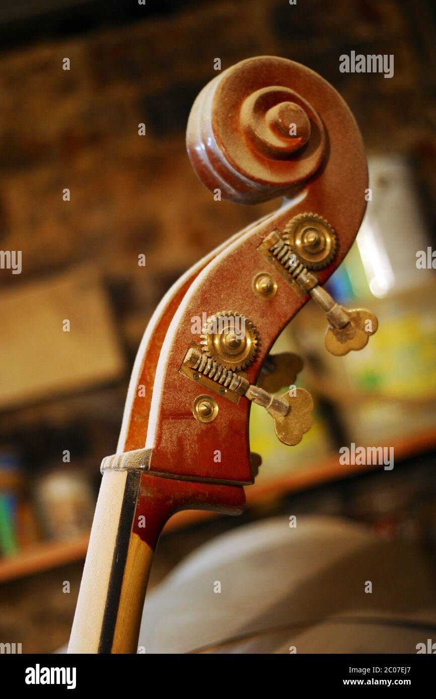 The future violin Stock Photo - Alamy