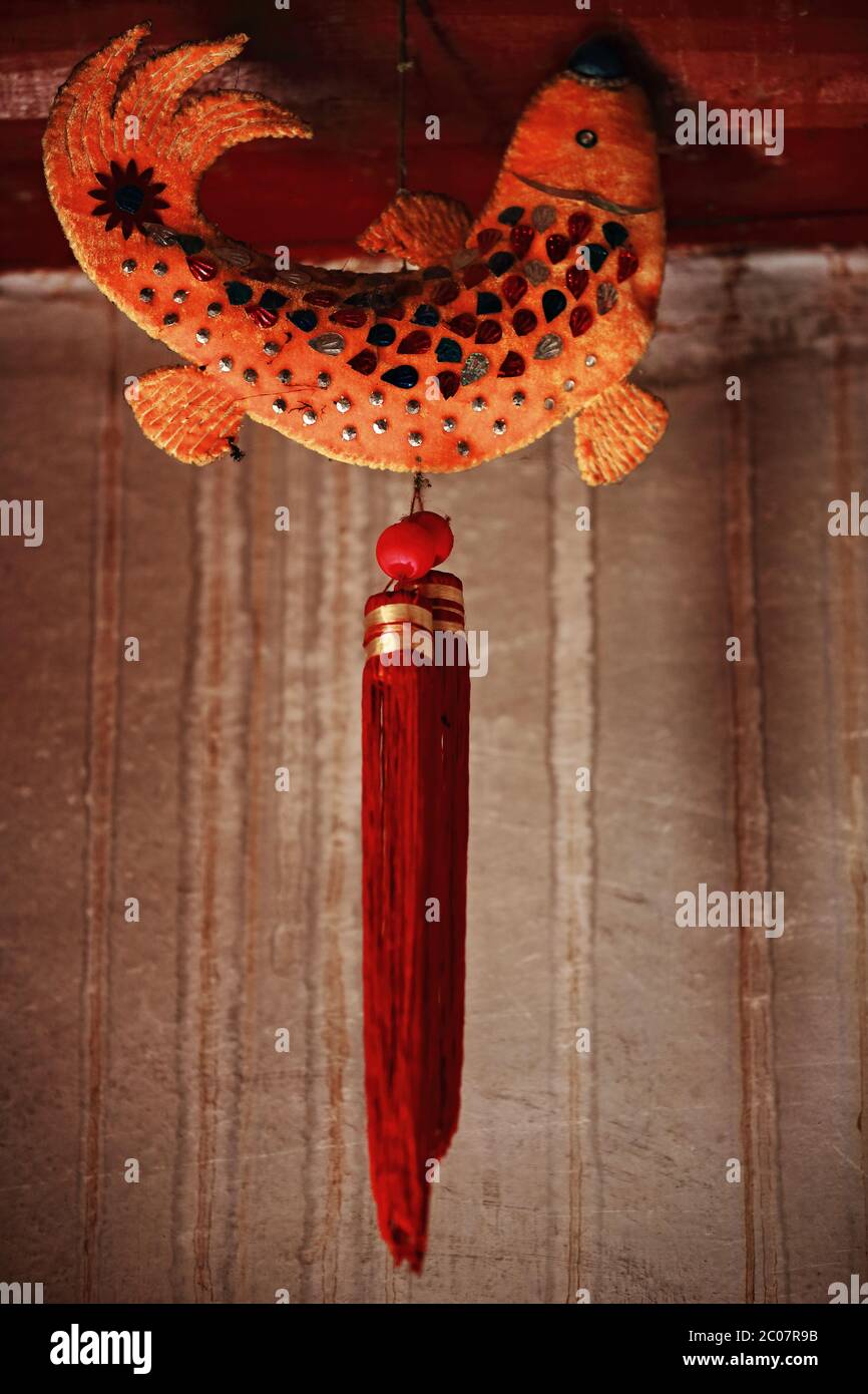 Golden fish buddhist symbol hi-res stock photography and images - Alamy