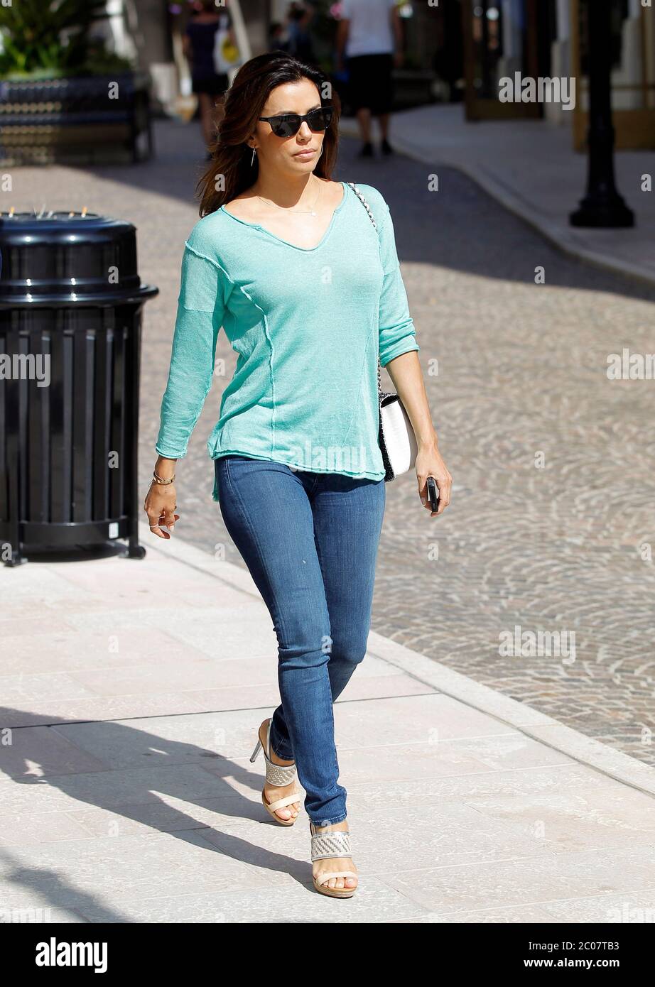 Eva Longoria with her mother Ella Eva Mireles and the rest of the ...