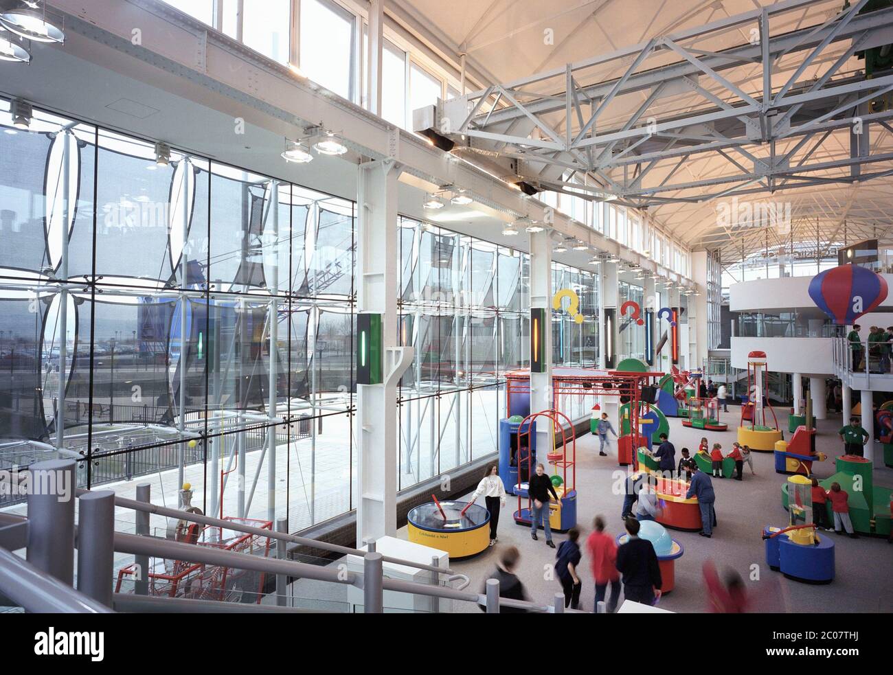 1990s 1996 20th century 20th century hi-res stock photography and ...