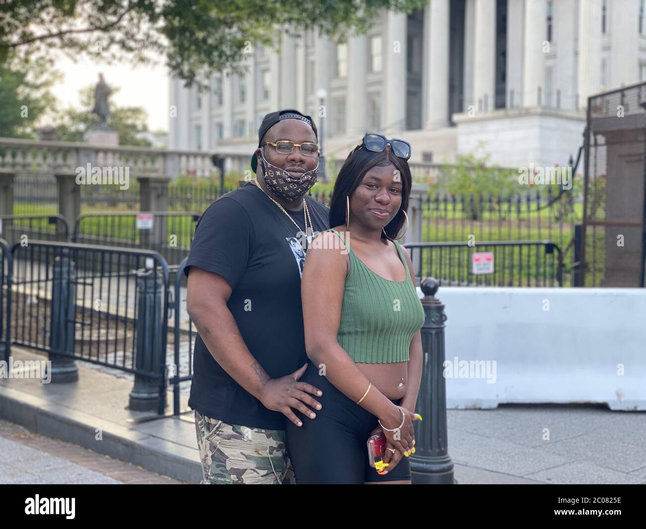 George washington pose hi-res stock photography and images - Alamy