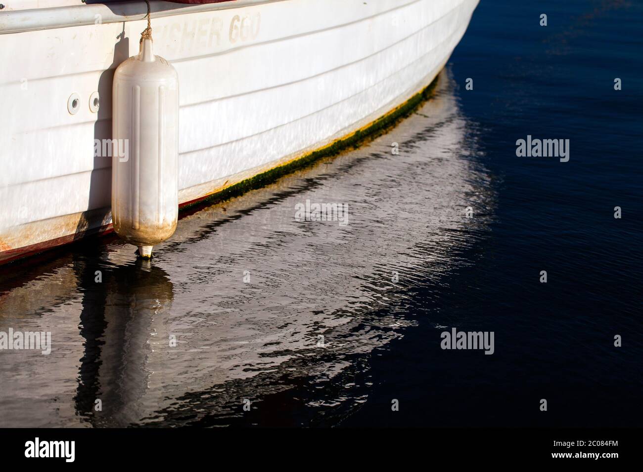 Boat Reflection on the Sea Water Photo Stock Photo - Alamy