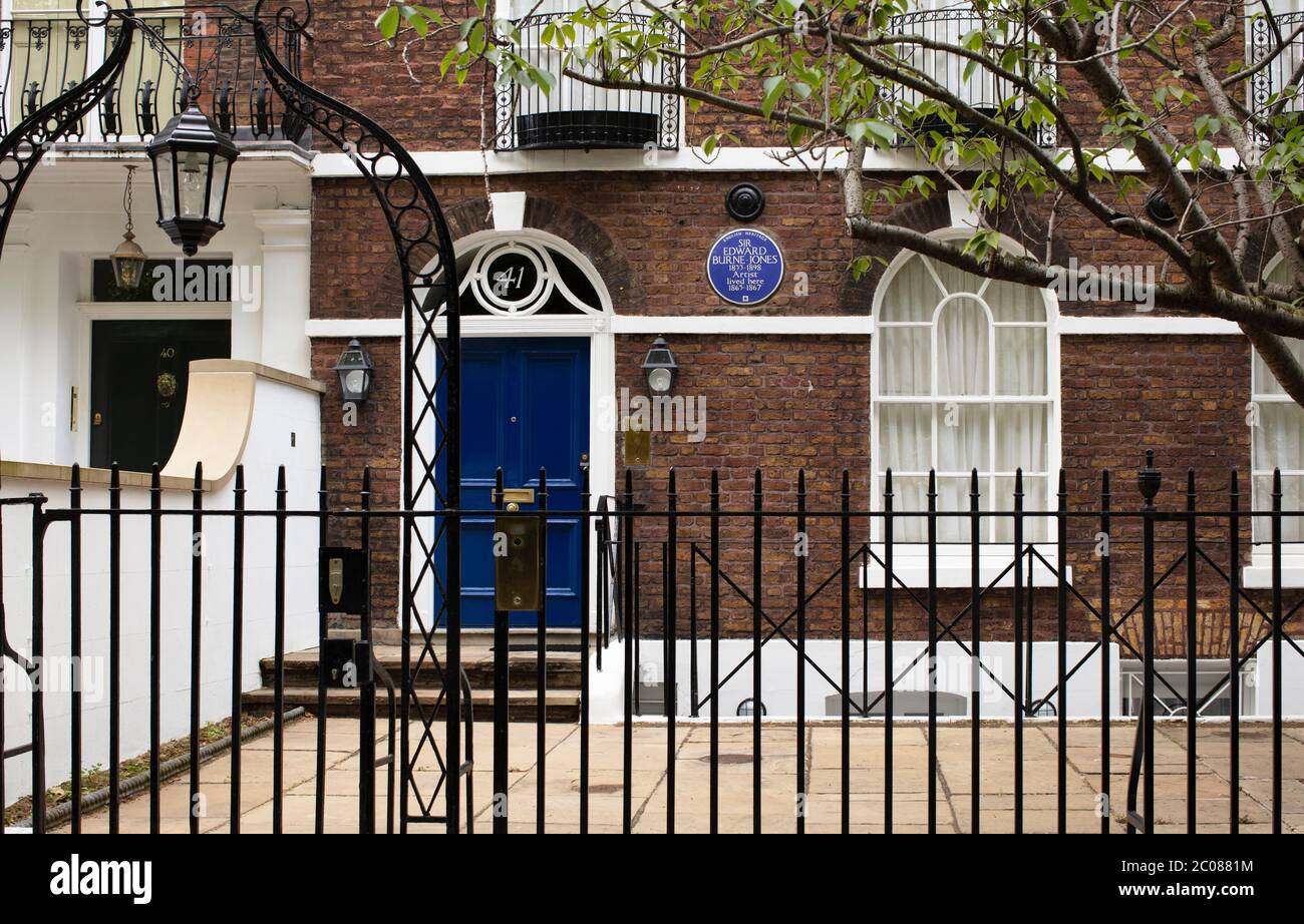 Kensington square london hi-res stock photography and images - Alamy