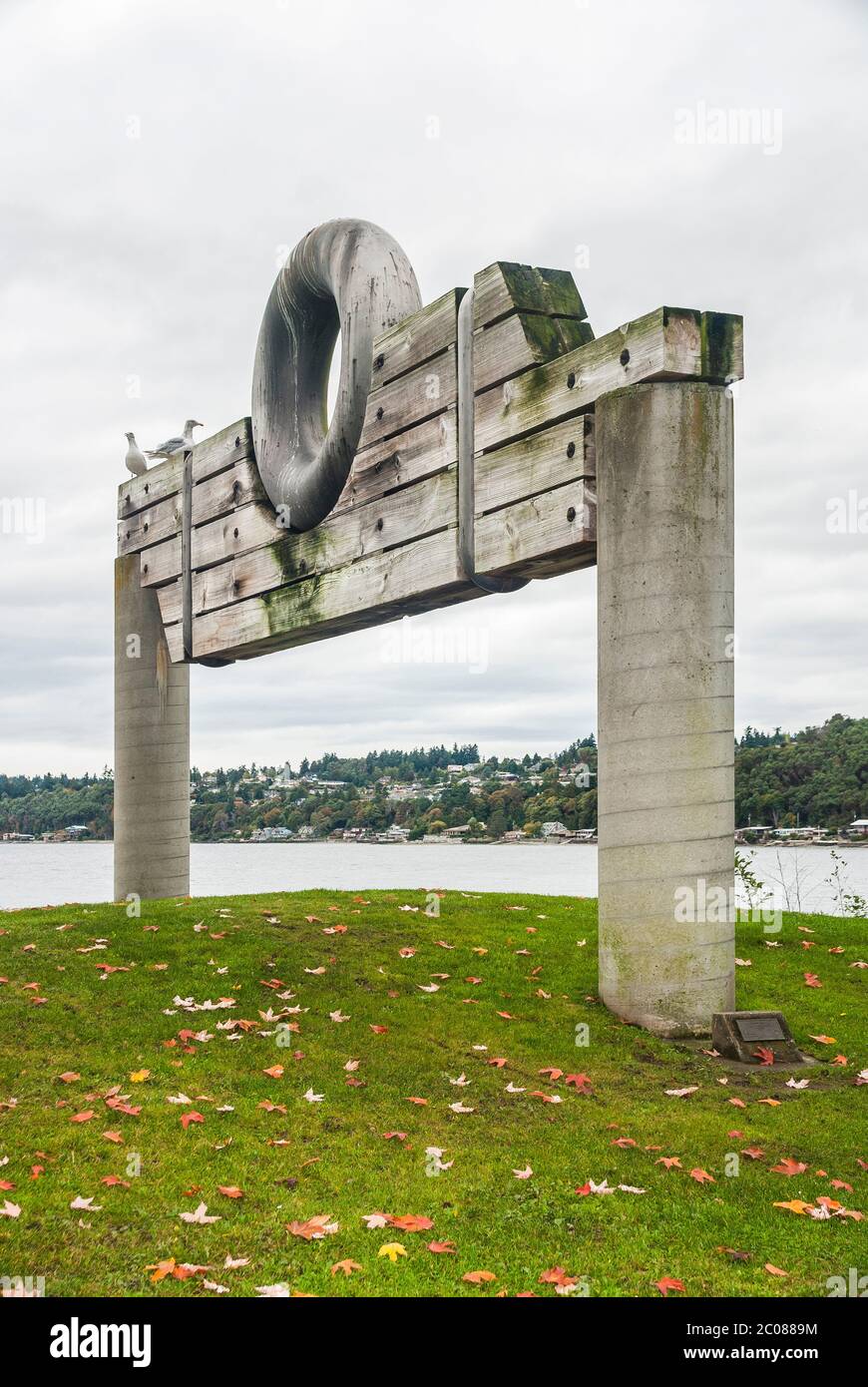 "Taurus" sculpture by Thomas Lindsey was located in Seahurst Park in ...