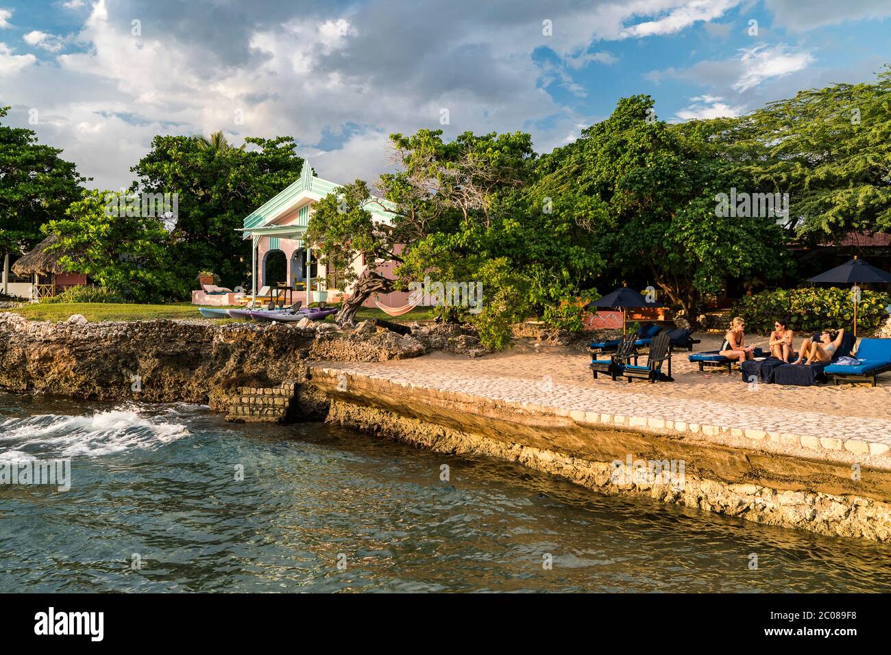 Jamaica, treasure beach, jakes hotel hi-res stock photography and images - Alamy