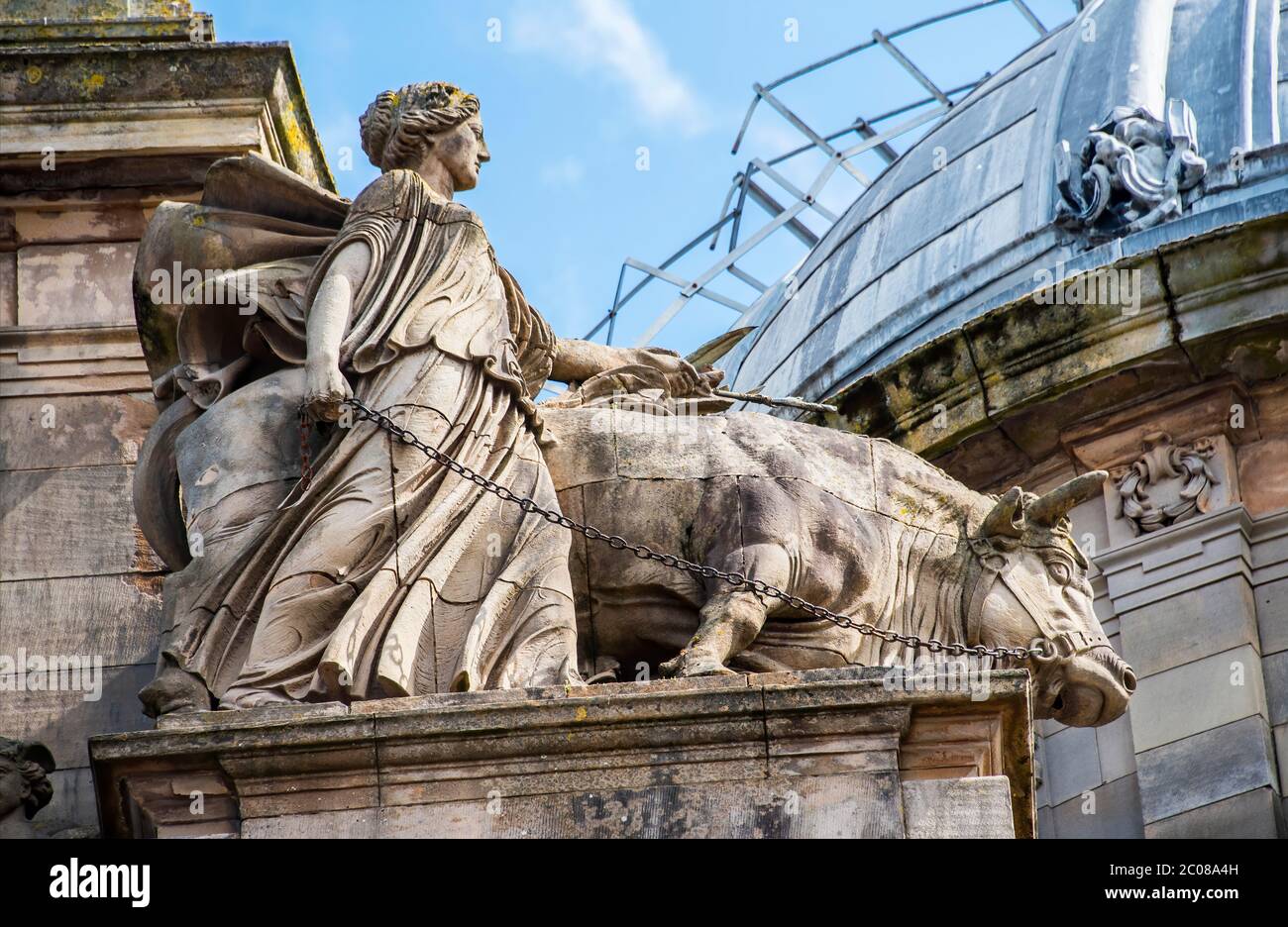 Animal mythological hi-res stock photography and images - Alamy