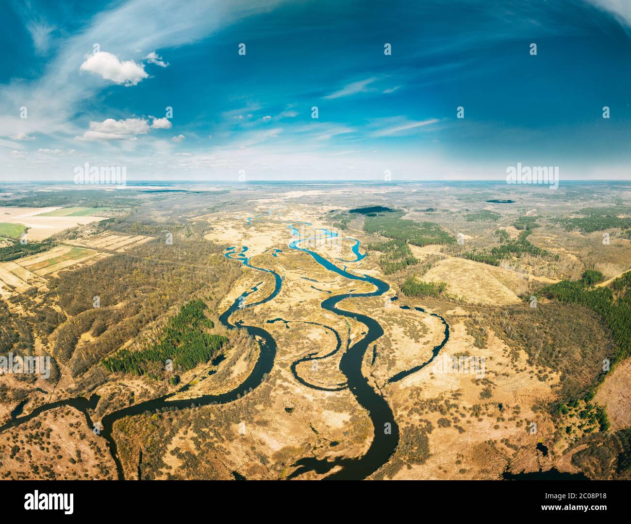 Curved earth aerial hi-res stock photography and images - Alamy