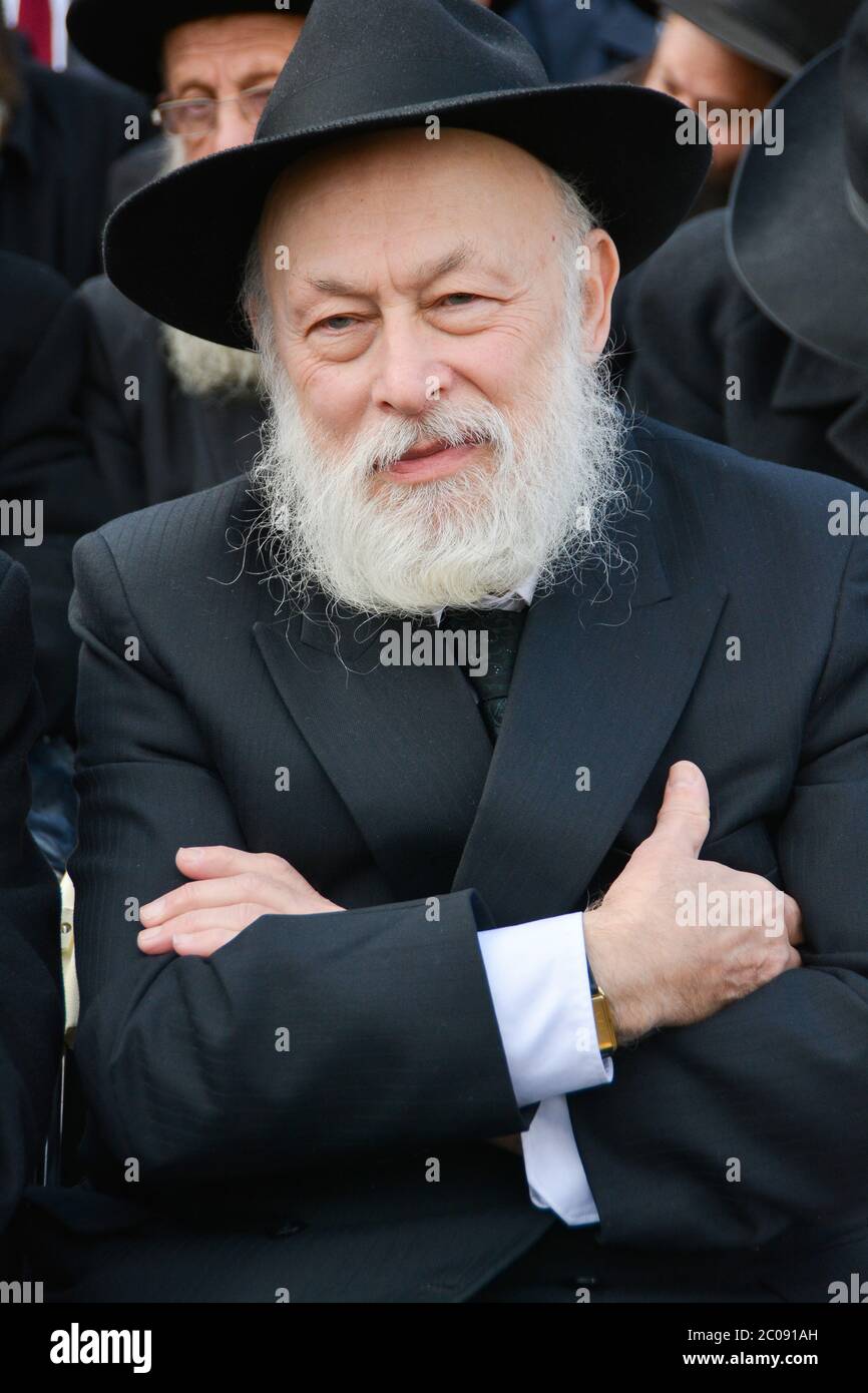 Rabbi yehuda krinsky hi-res stock photography and images - Alamy