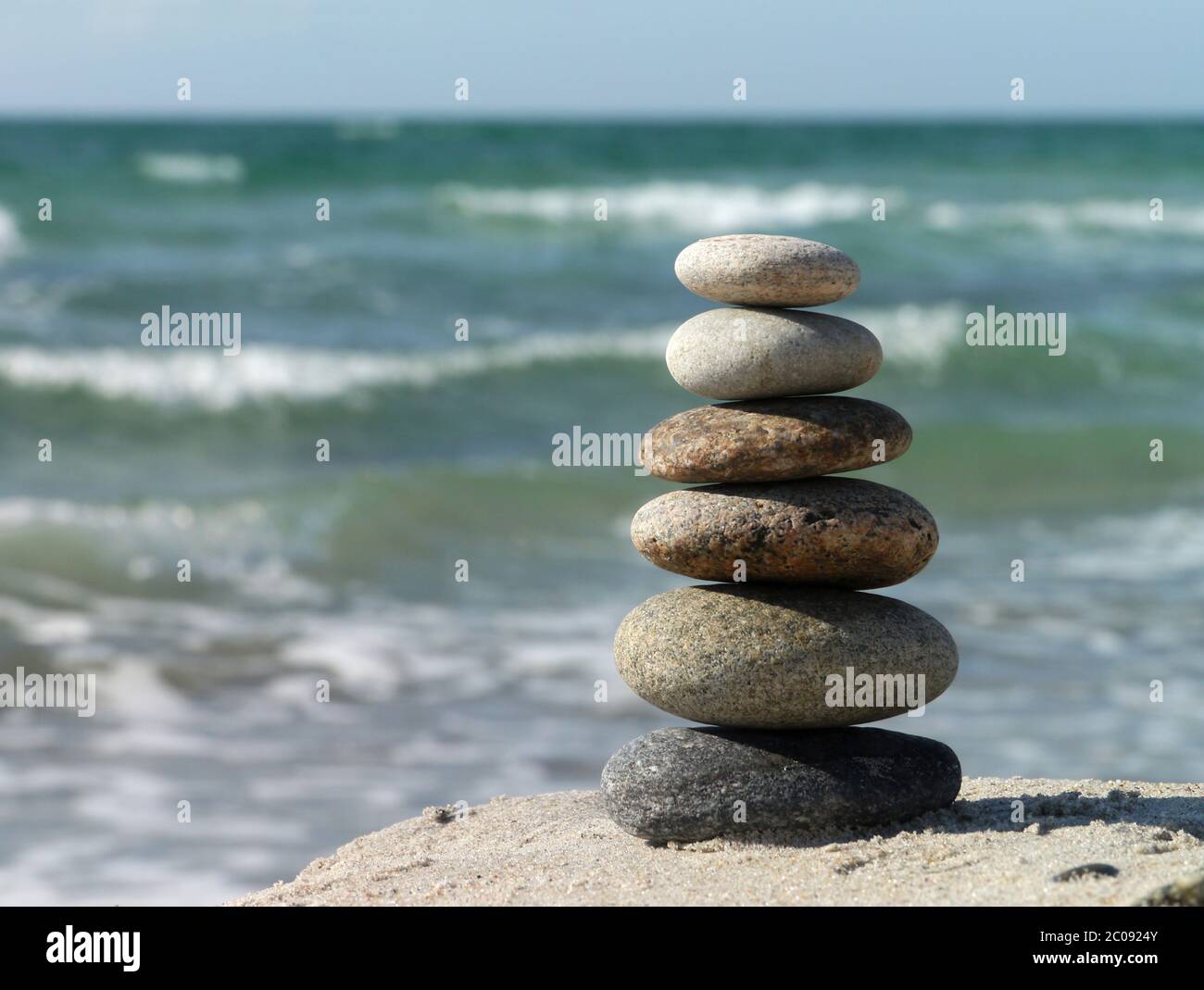 stones in balance Stock Photo - Alamy