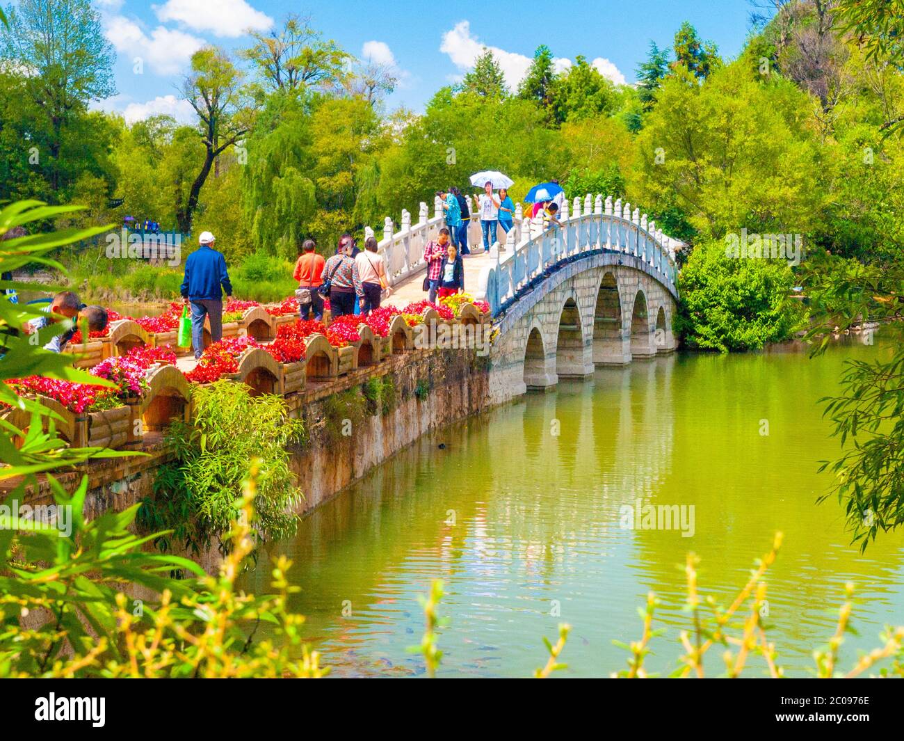 Lijiang historical architecture hi-res stock photography and images - Alamy