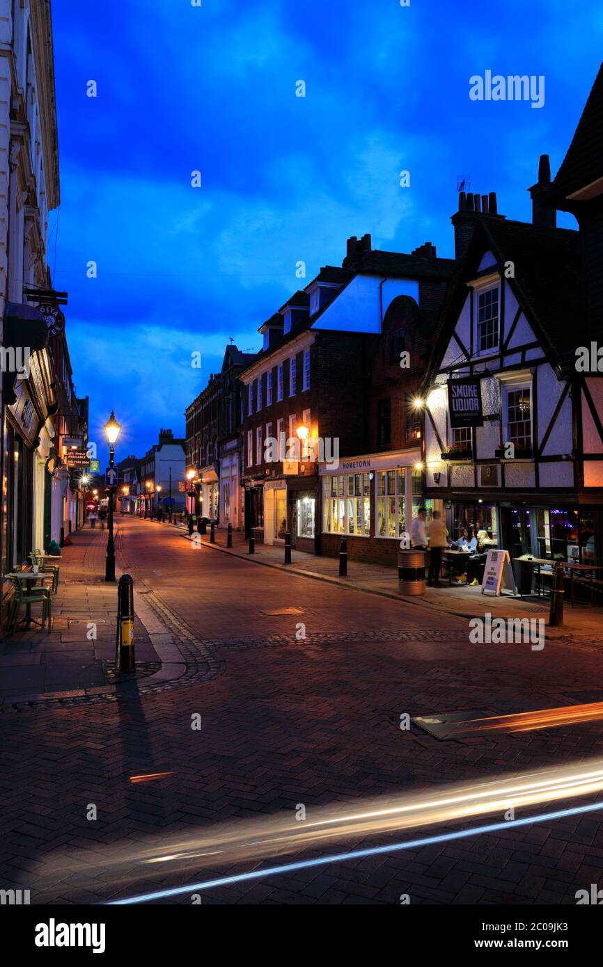 Street view rochester kent england hi-res stock photography and images ...