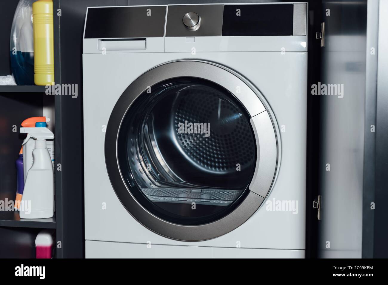 modern and white washing machine at home Stock Photo - Alamy