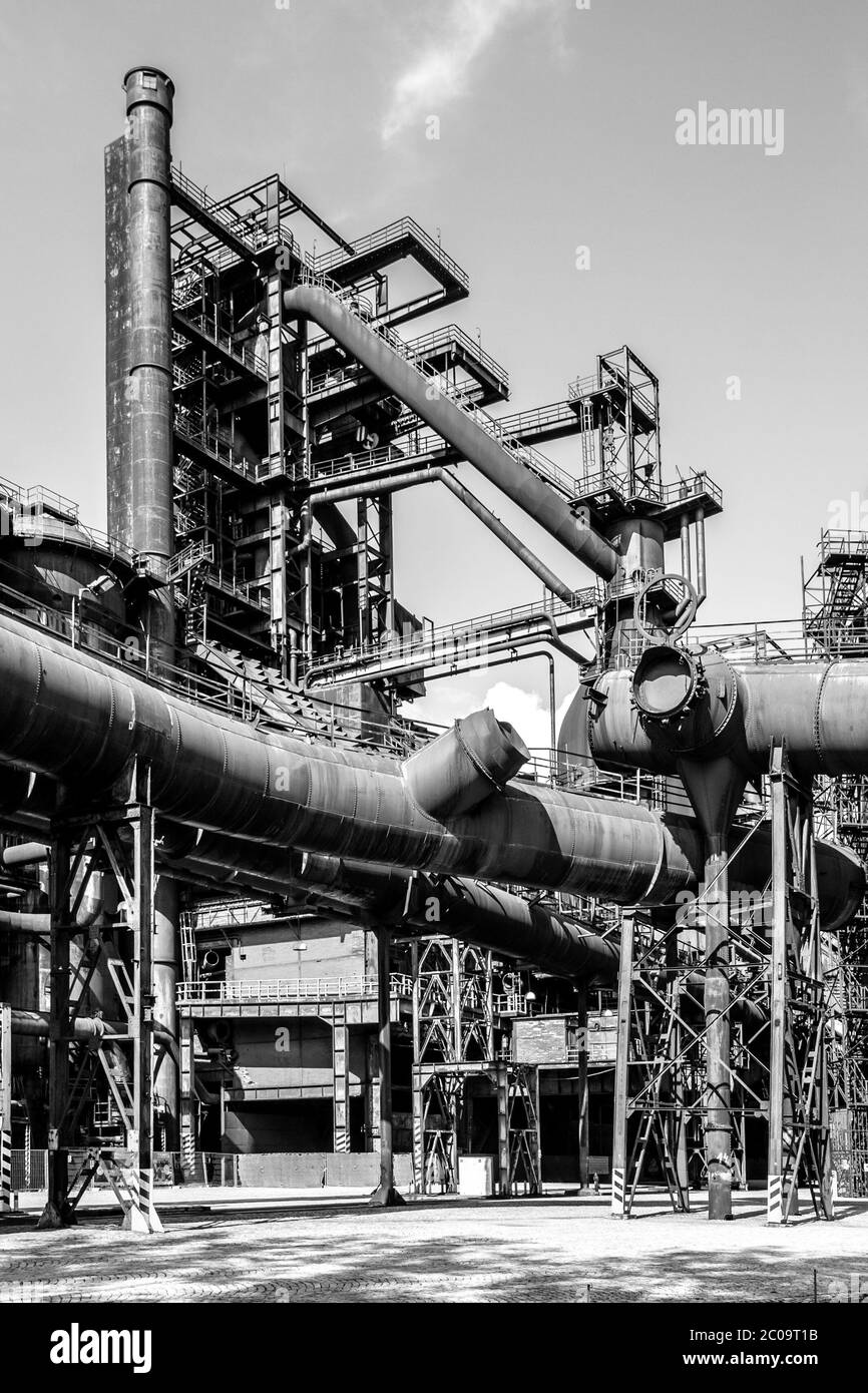 Industrial black and white black furnace hi-res stock photography and ...