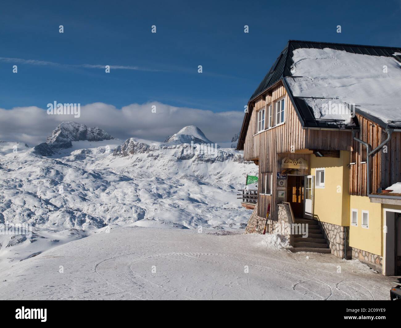 Mountain hut on Krippenstein in Dachstein area (Austria Stock Photo - Alamy