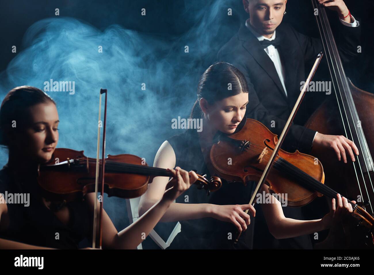 Trio of musicians hi-res stock photography and images - Alamy