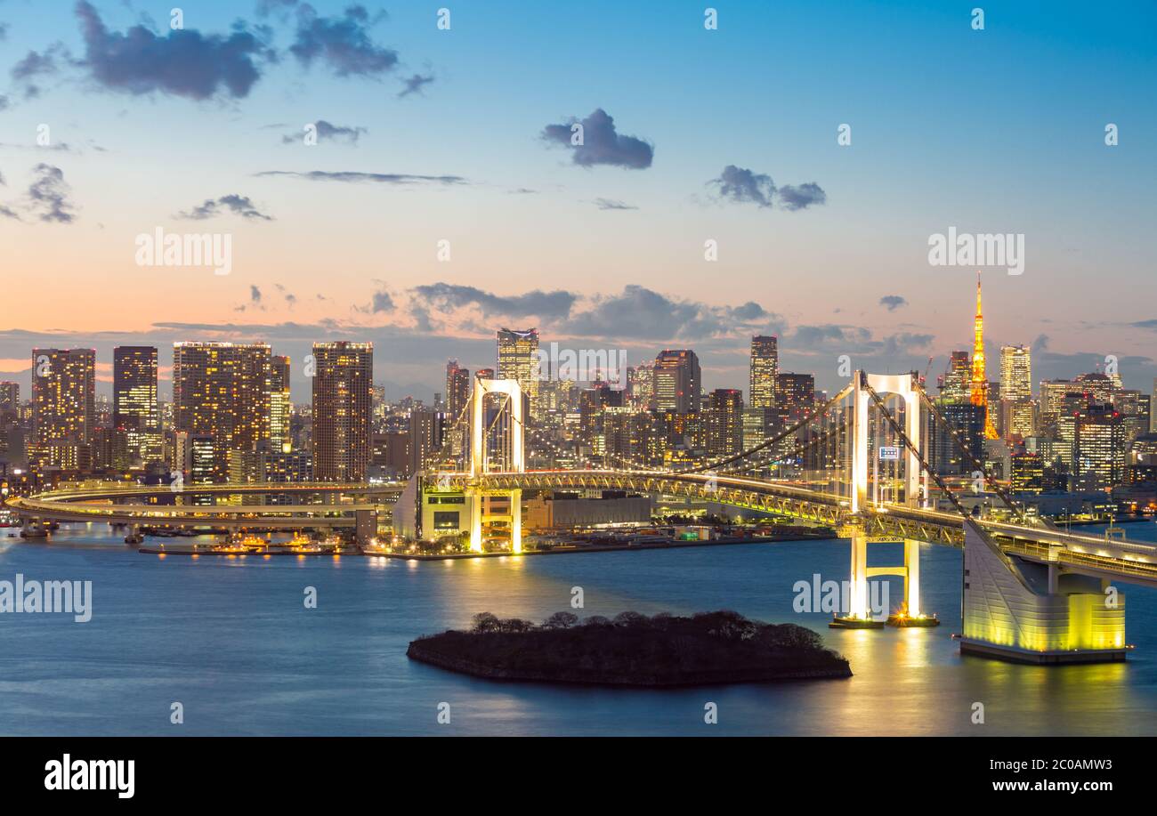 Tokyo Tower Rainbow Bridge Stock Photo - Alamy