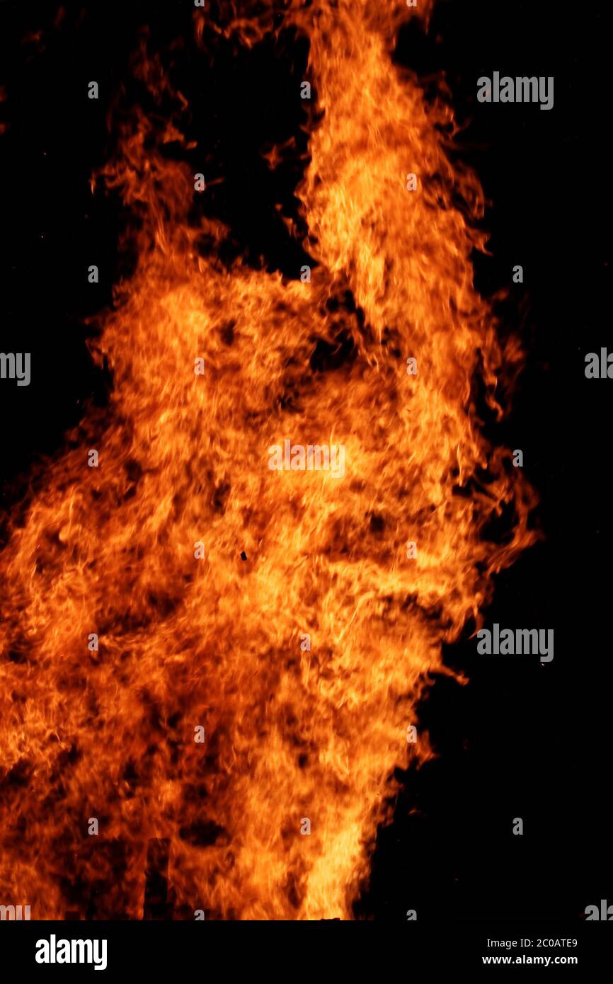 Beautiful camp fire at the dark night Stock Photo - Alamy