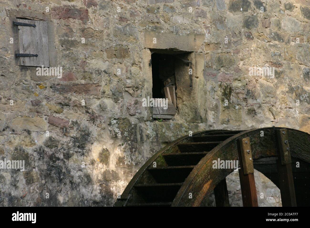 Old mill wheel hi-res stock photography and images - Alamy