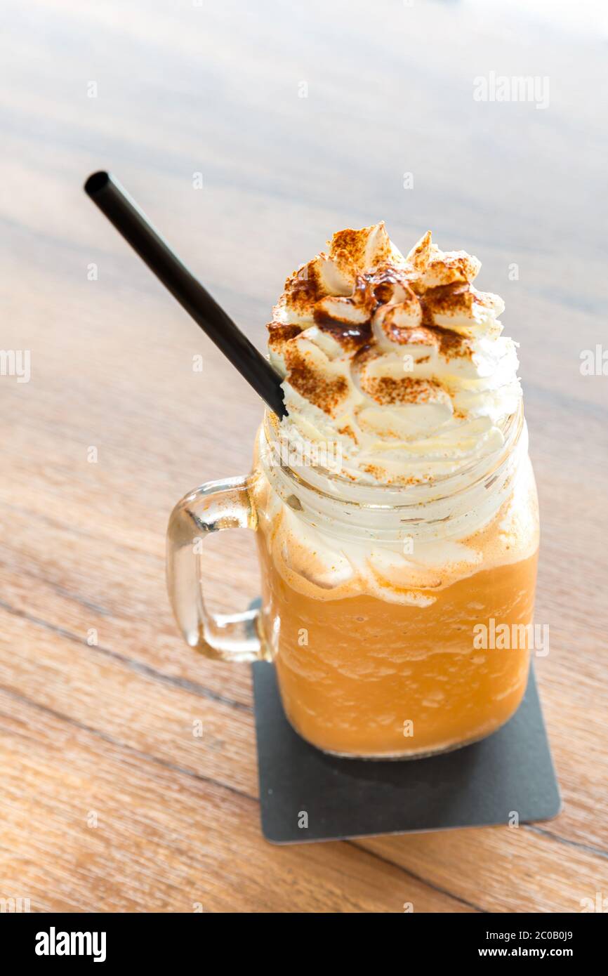Ice milk tea Stock Photo - Alamy