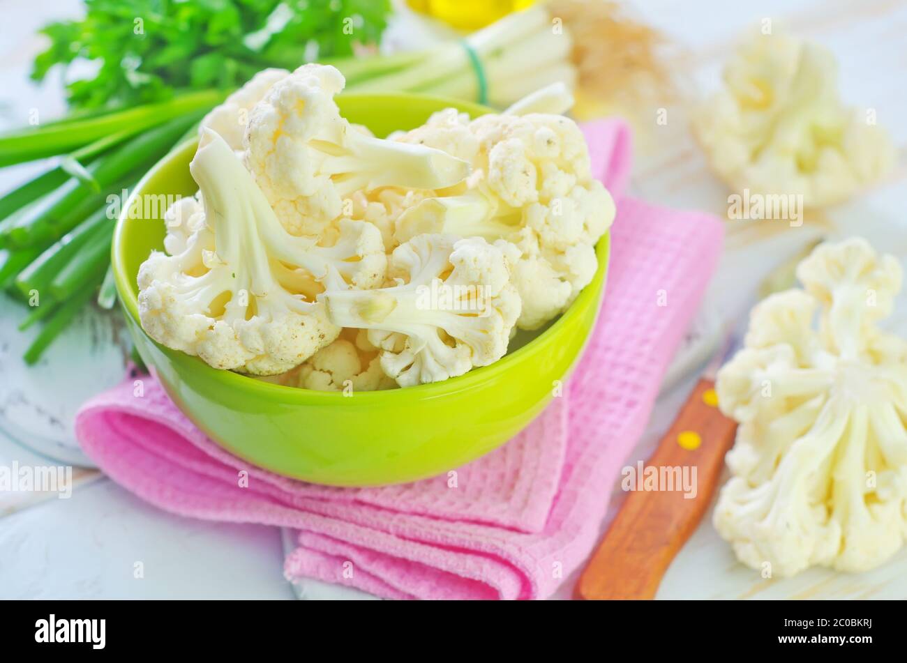 Couliflower plant hi-res stock photography and images - Alamy
