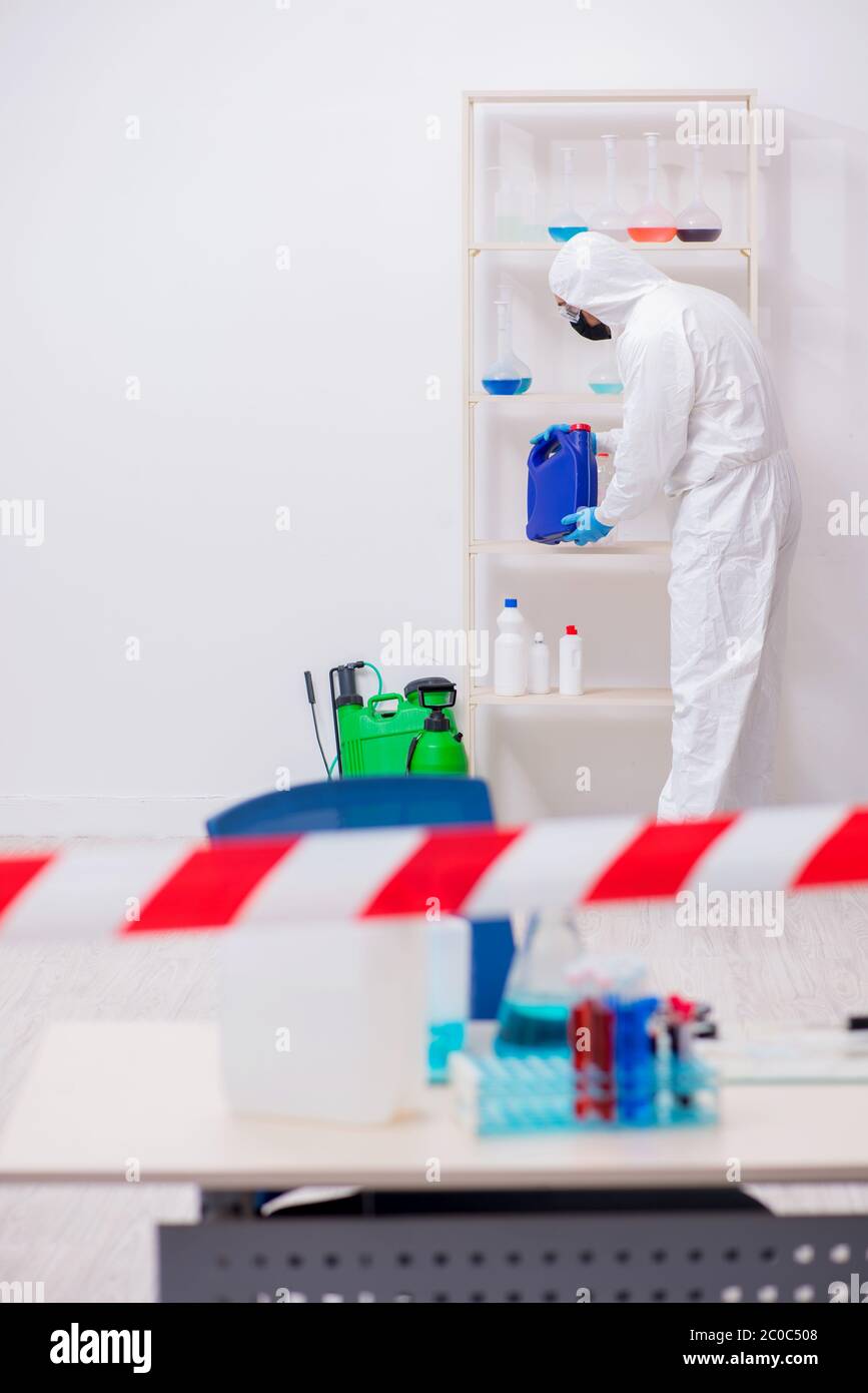 Sprayer in lab hi-res stock photography and images - Alamy