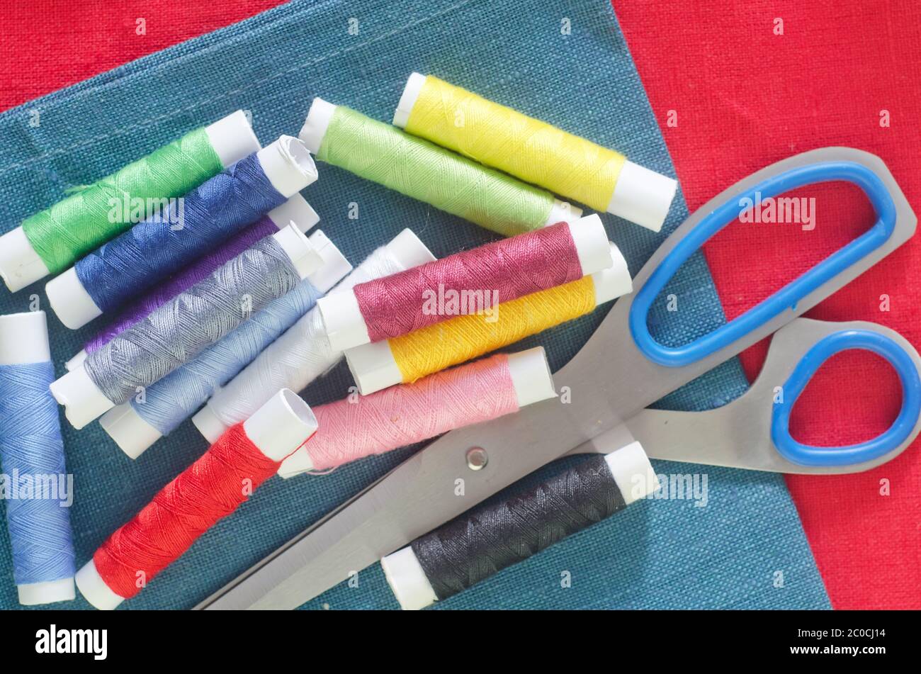 Assorted string twine thread string hi-res stock photography and images ...