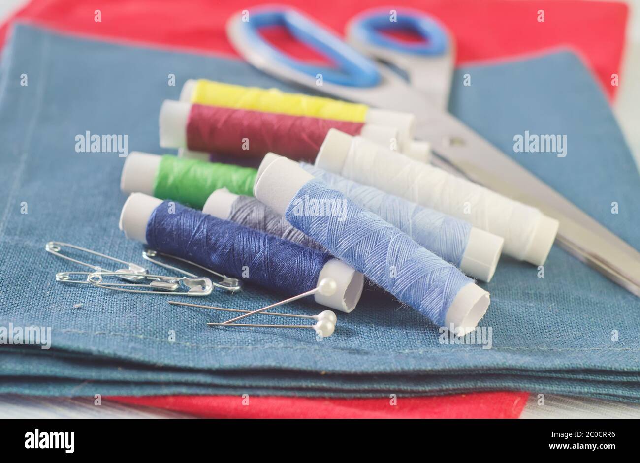 thread and scissors Stock Photo - Alamy