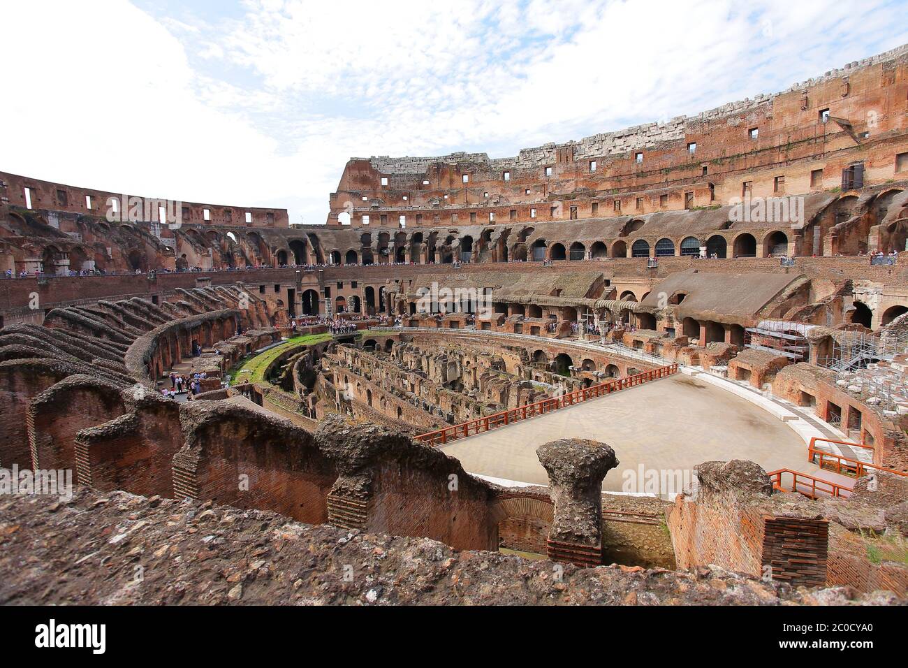 Fight in colosseum hi-res stock photography and images - Alamy