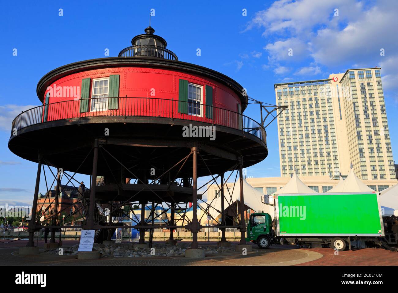 Baltimore beacon lighthouse hi-res stock photography and images - Alamy
