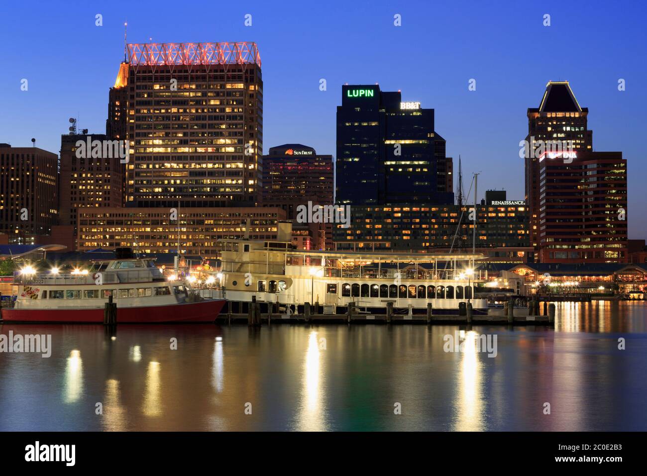 Inner harbor skyline hi-res stock photography and images - Alamy