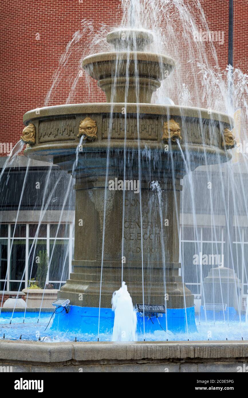 Maryland fountain hi-res stock photography and images - Alamy