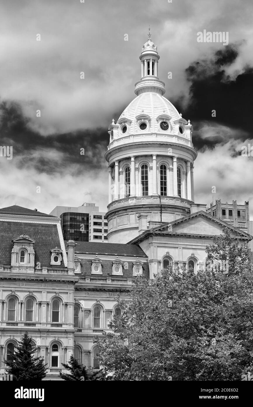 Baltimore city hall history hi-res stock photography and images - Alamy