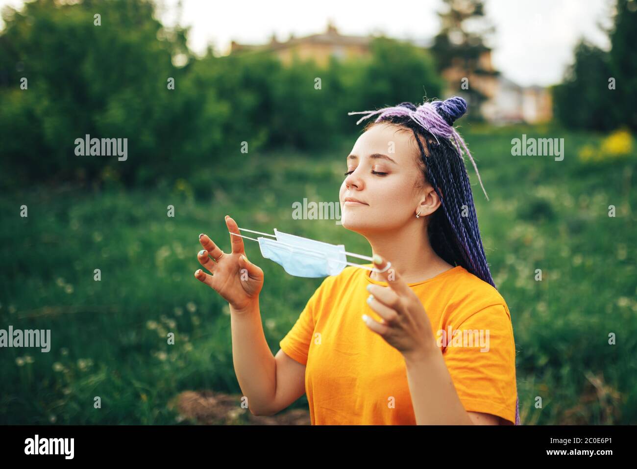 Girl take off shirt hi-res stock photography and images - Alamy