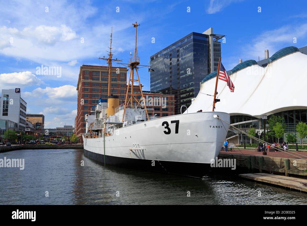 Coast Guard Cutter Taney & Columbus Center, Inner Harbor, Baltimore ...