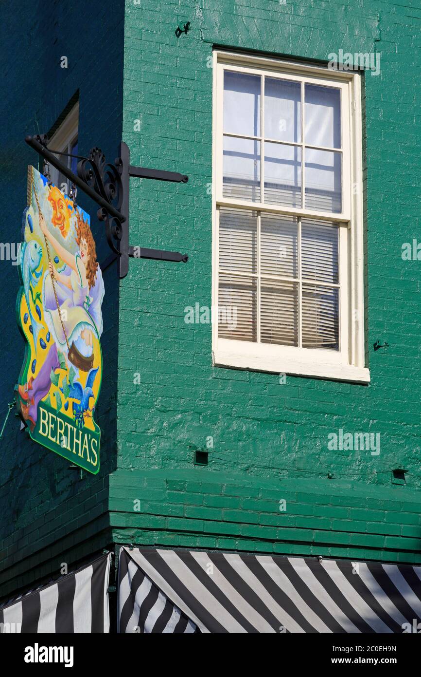 Fells point historic district hi-res stock photography and images - Alamy