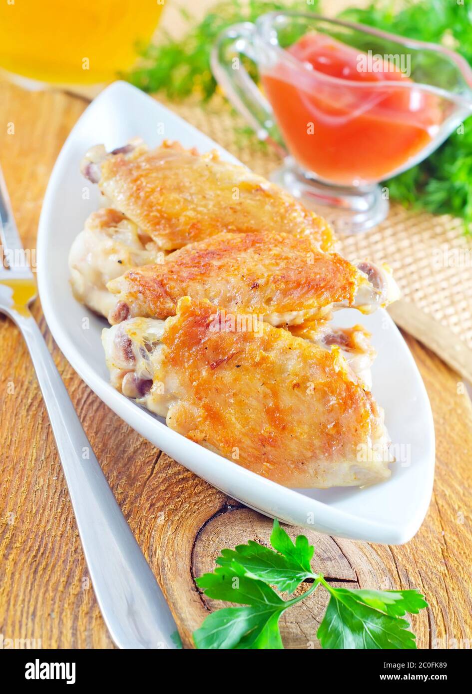 Messy chicken wing hi-res stock photography and images - Alamy