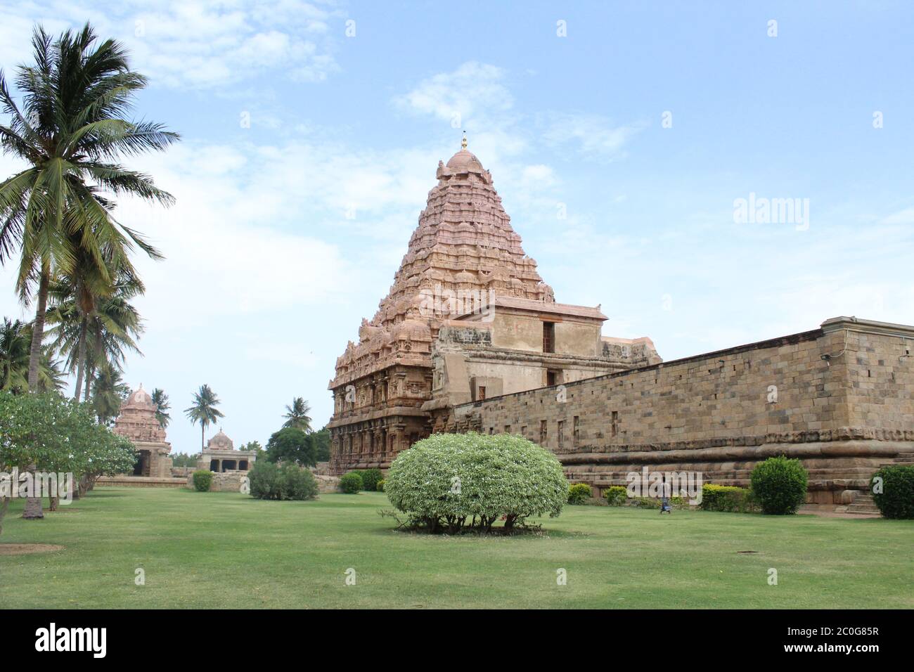Tanjore temples hi-res stock photography and images - Alamy