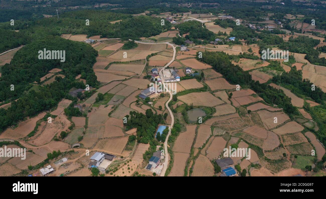 Guangyuan hi-res stock photography and images - Alamy