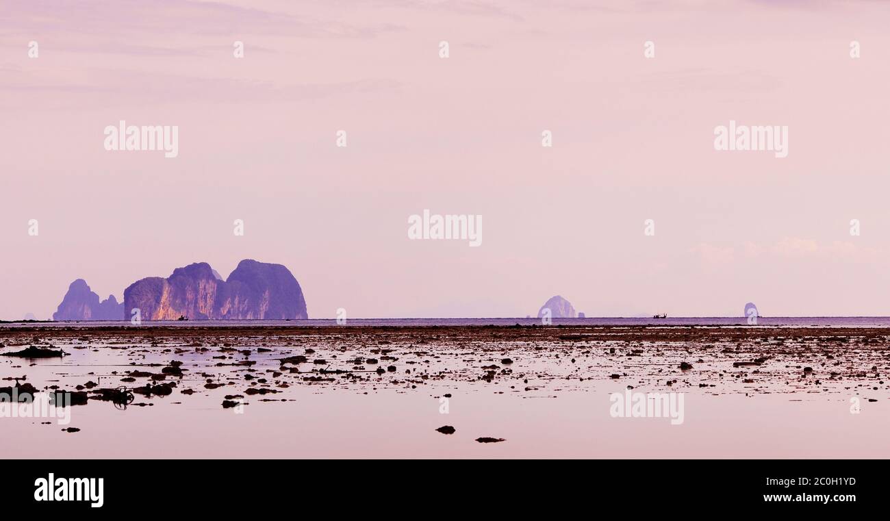 Sea ebb sunset low tide hi-res stock photography and images - Alamy