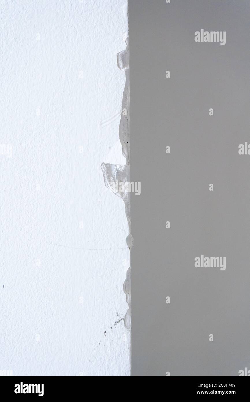 Damage corner brick building hi-res stock photography and images - Alamy