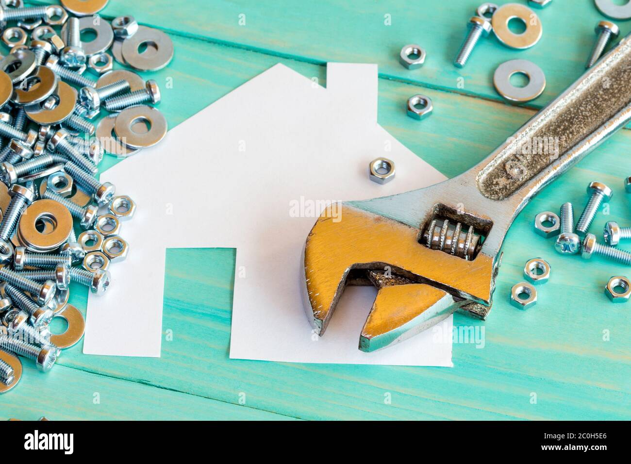 Diy housing hi-res stock photography and images - Alamy